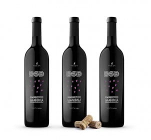 Greatest Rakia Bottle and Label Design